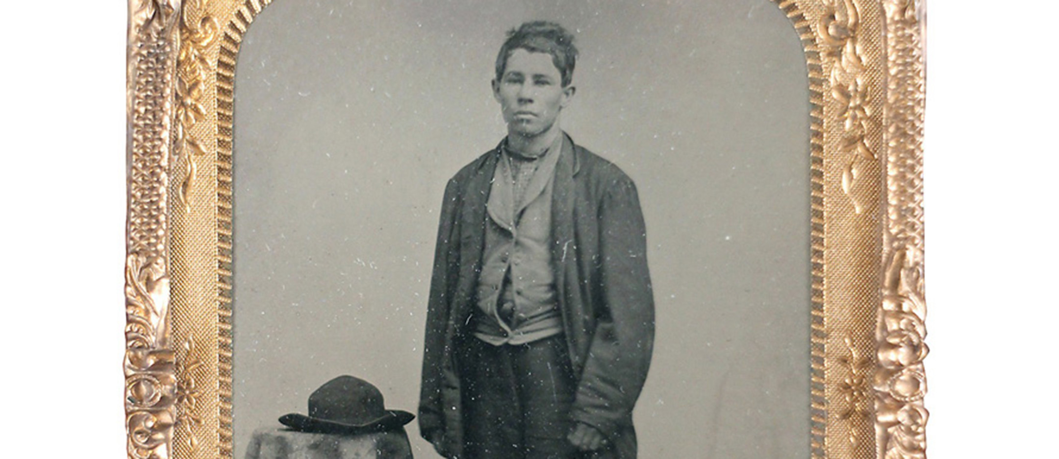 Growing Up among the Rogues – Captured and Exposed